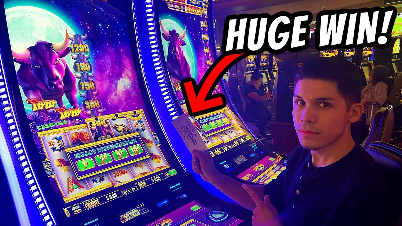 I Just Got A HUGE WIN On This Slot Machine in Las Vegas! (Toro Toro ...