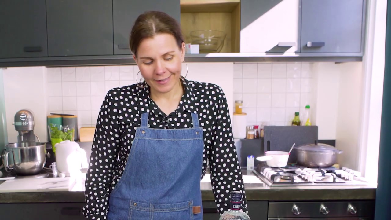 Annemarie Bakt - Advocaat - YouTube