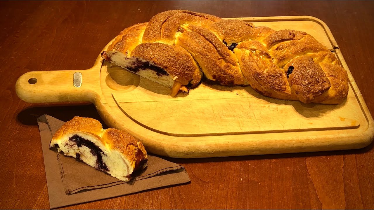 TRECCIA DOLCE TRICOLORE - ricetta - YouTube