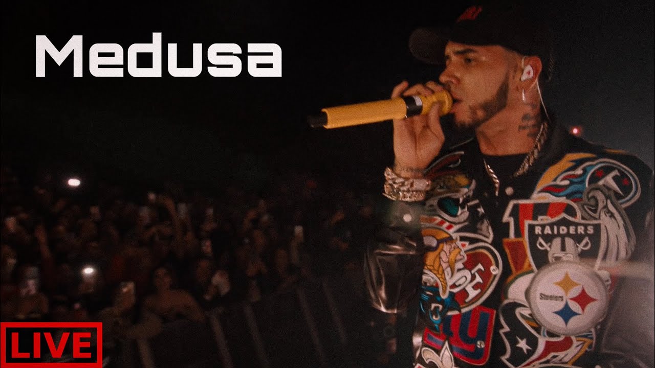 Anuel AA - Medusa [Live Performance] - YouTube