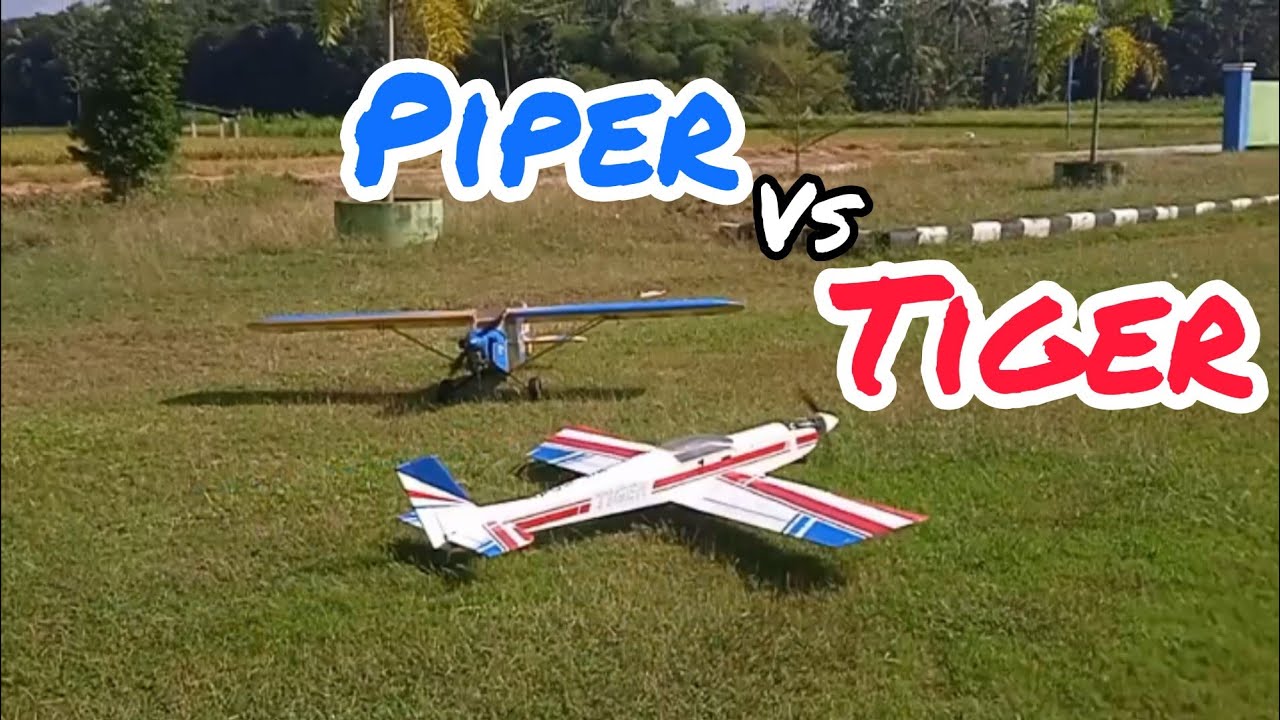 manuver pesawat engine di udara - Tiger vs Piper - pilot handal - YouTube