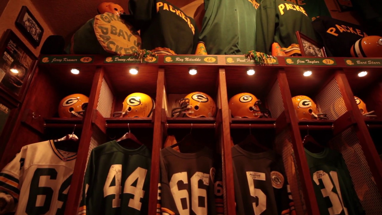 The Ultimate Vintage Green Bay Packer Memorabilia Fan Cave ! - YouTube