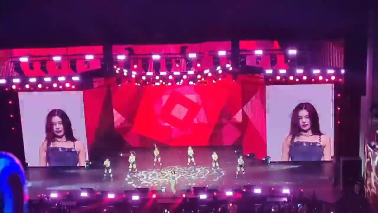 ITZY (있지) Yeji (예지) Solo Stage - Hotter Than Hell (Dua Lipa) - THE 1ST WORLD TOUR CHECKMATE SG ...