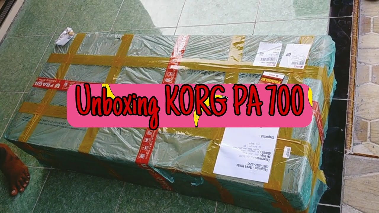 UNBOXING KORG PA 700 - YouTube