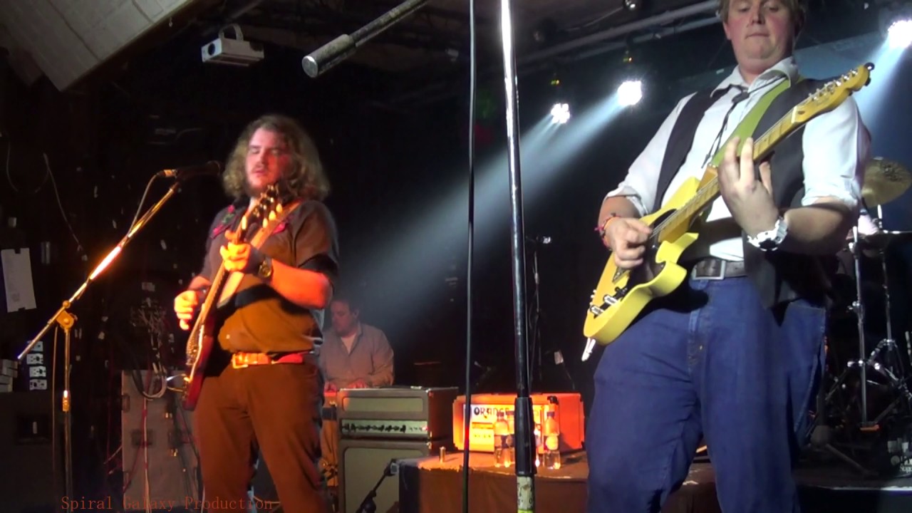 Tom Killner band - Soulshine. - YouTube