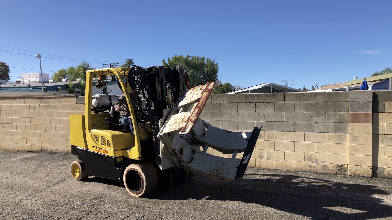 Hyster Forklift with Paper Roll Clamp 2 - YouTube