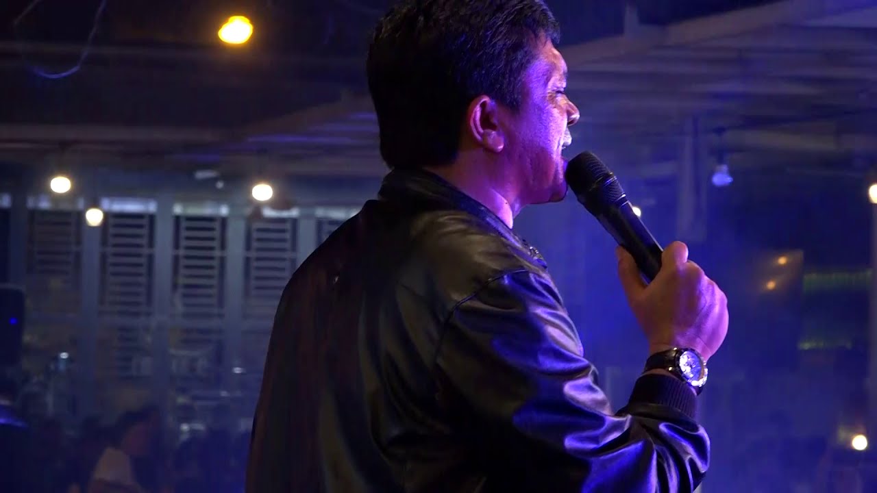 Jujuren Sinulingga Live 'Cafe Zeqita' Jujuren Sinulingga - YouTube