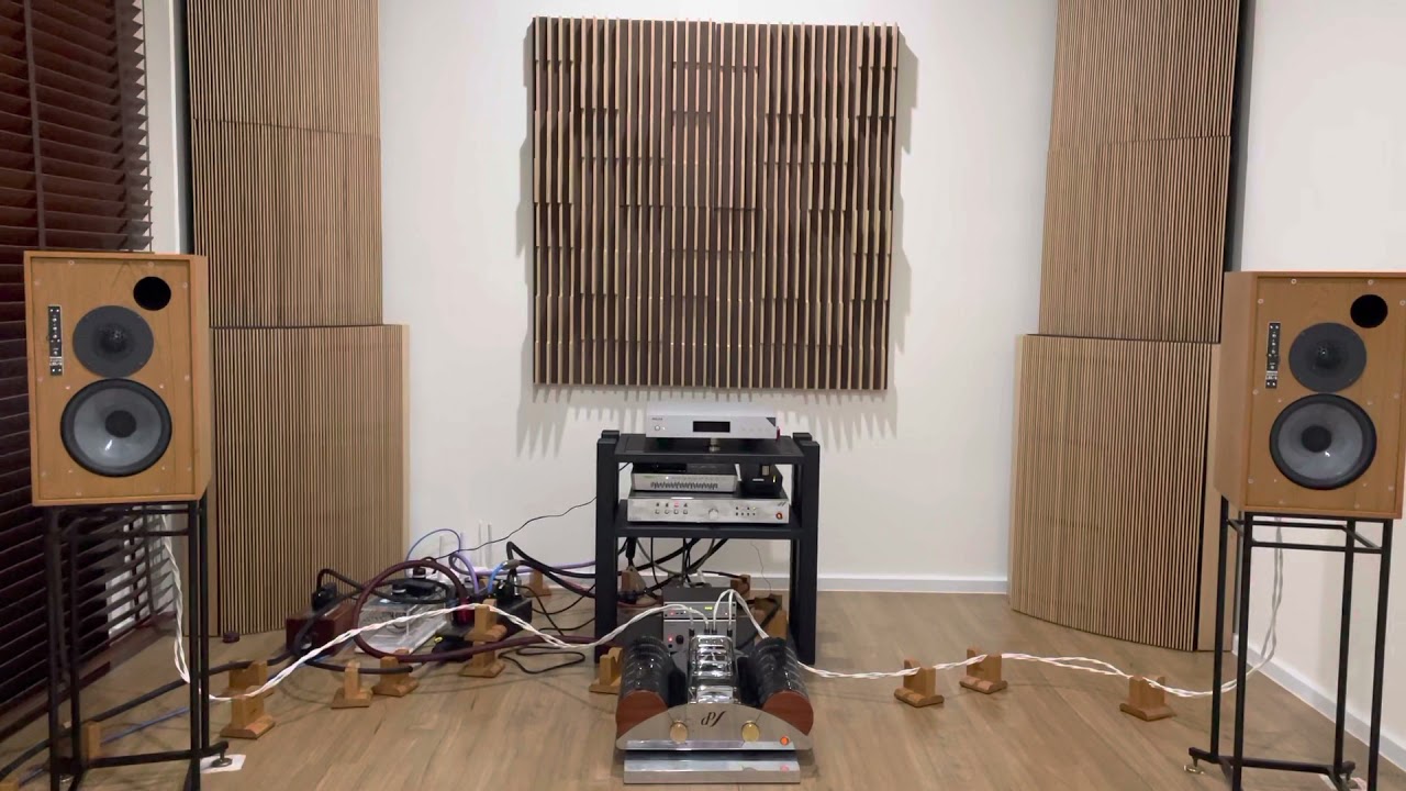 Graham LS5/9 - EAR Dac4 - YouTube