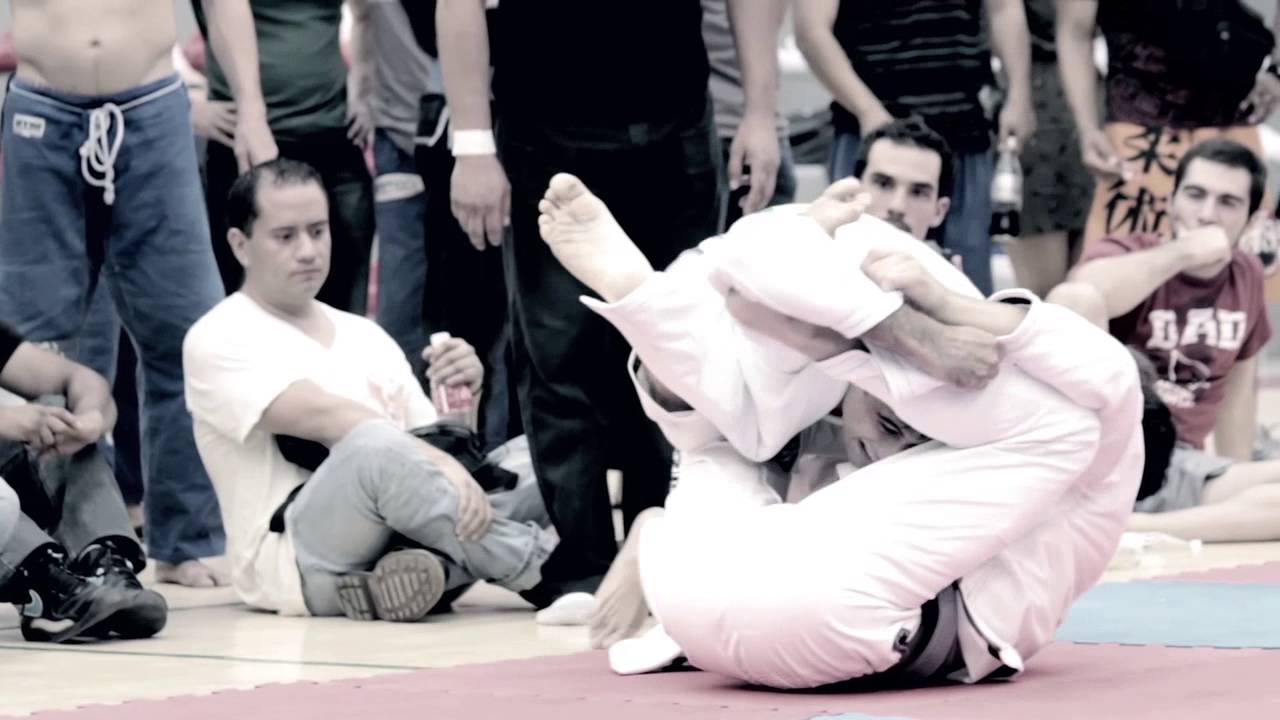 Elite Submission League Reto Cintas Moradas Moya - YouTube