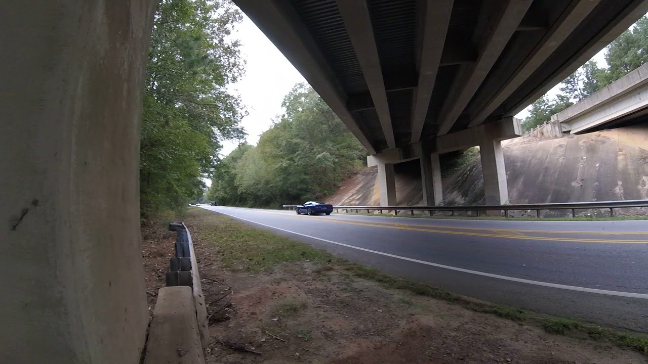 C5 corvette fly by - YouTube