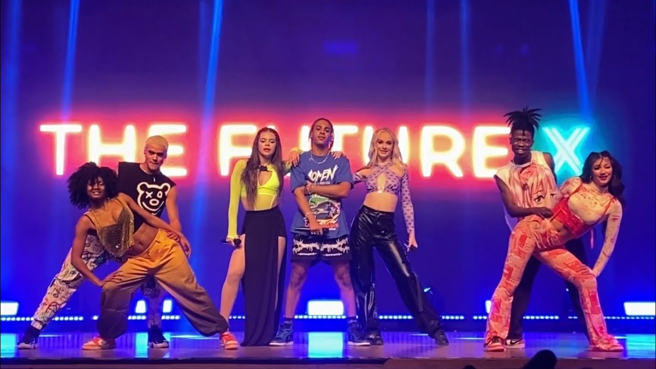 The Future X - This Kind Of Love (Live Debut Performance Wave Your Flag ...