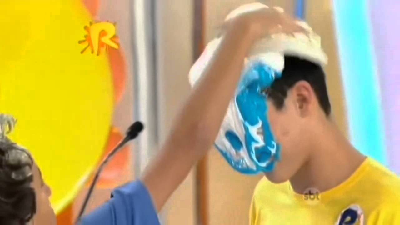 Handsome Guy Getting Pied - YouTube