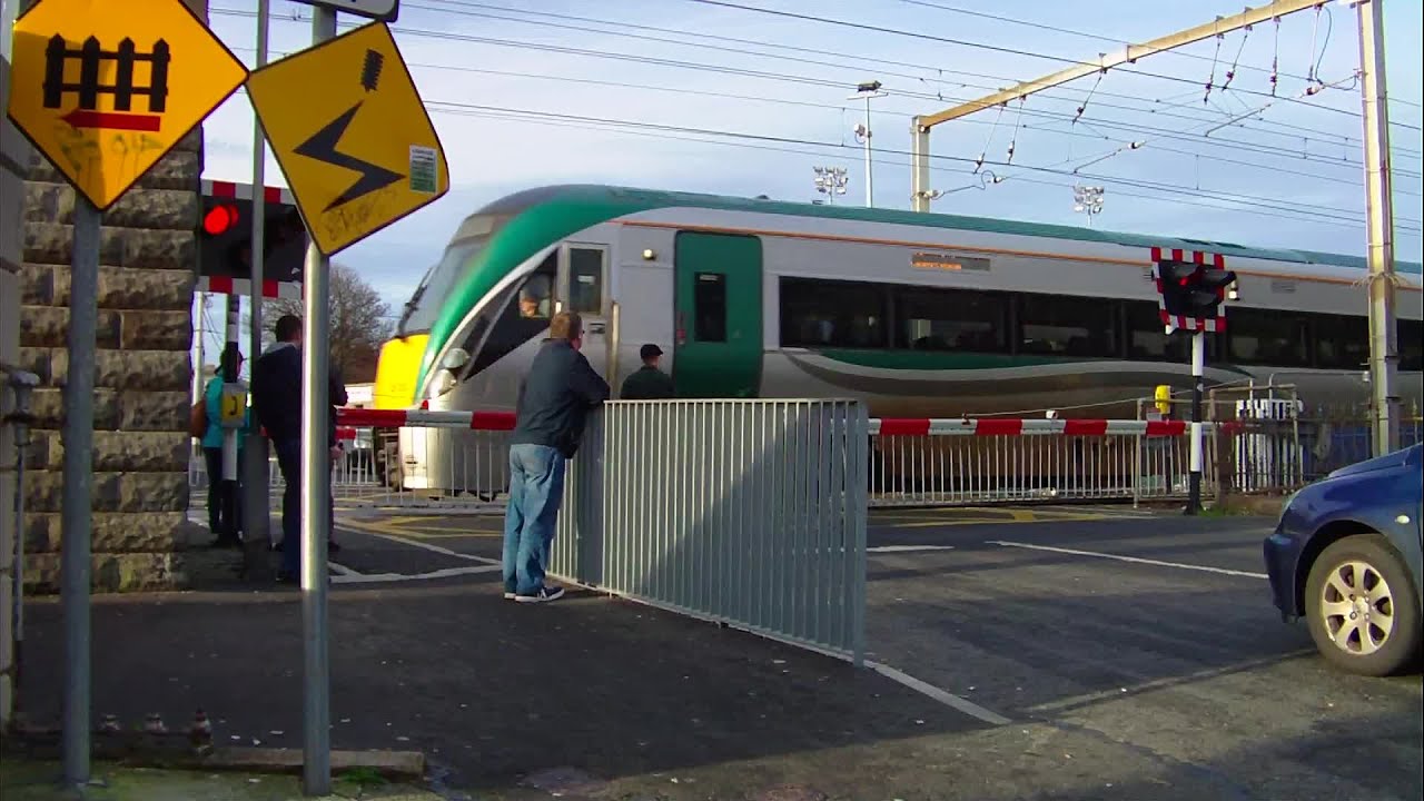 Railway Crossing at Bray Station, Wicklow - IE 22000 Class ICR - YouTube