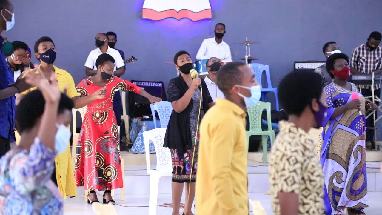 Amateraniro yo Ku cyumweru (25/10/2020): ADEPR GATENGA - YouTube