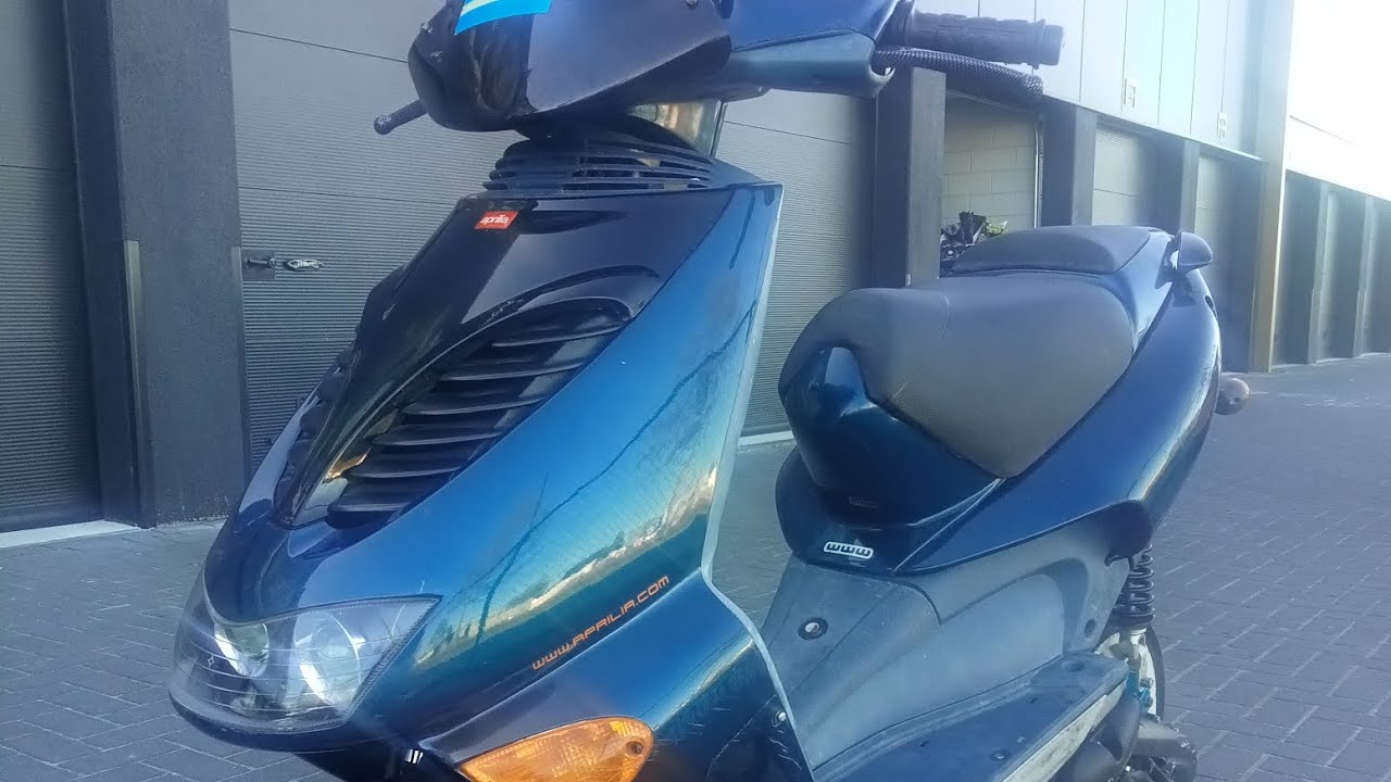 Aprilia SR70 Robin's selection; walkaround. Curaçao - YouTube