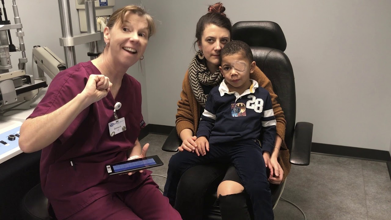 How to Conduct a Pediatric Eye Examination - YouTube