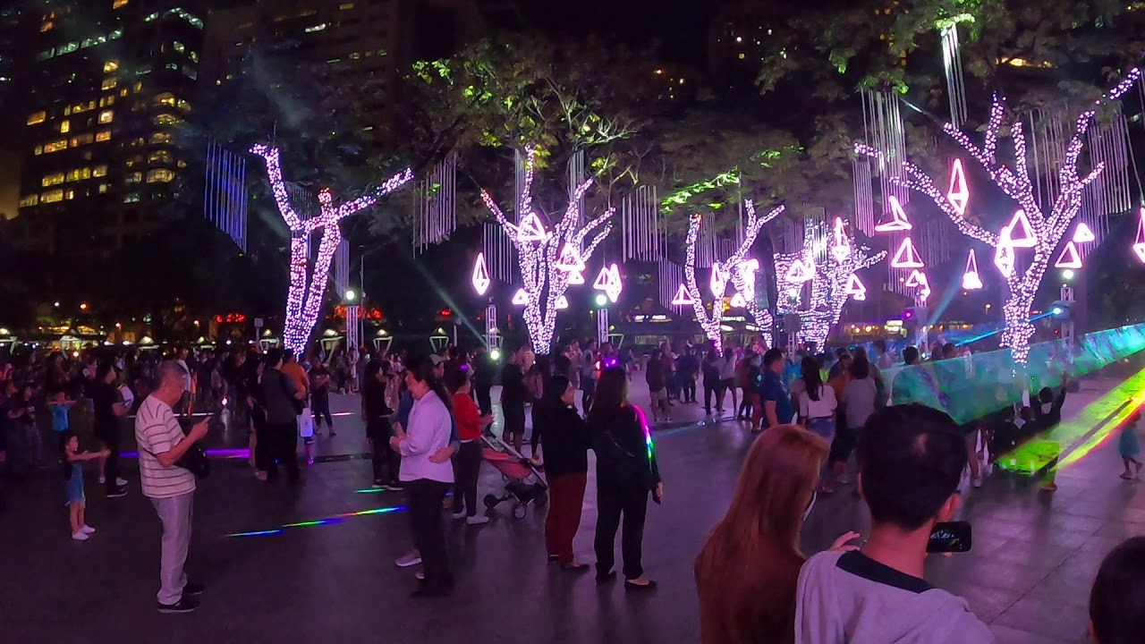 Ayala Triangle Gardens Festival of Lights 2019 - YouTube