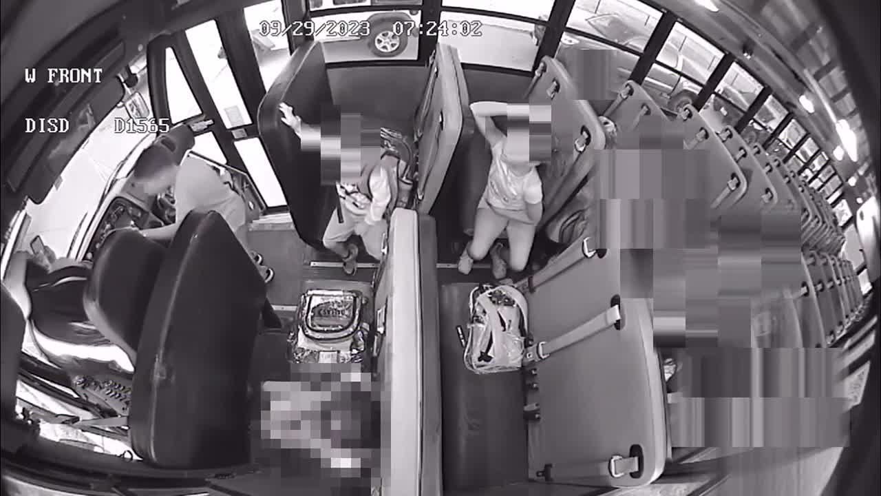 WATCH: Dallas ISD bus driver saves 7-year-old choking on coin - YouTube