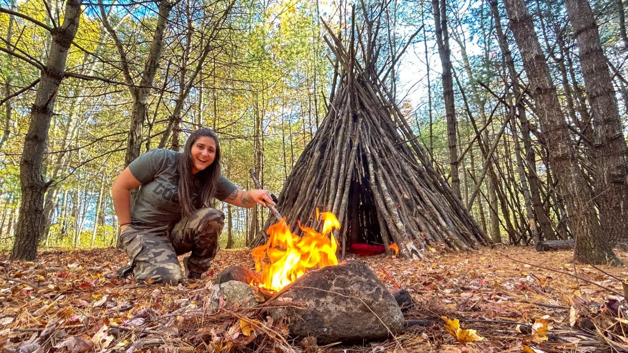 Solo Bushcraft FORT Camping | Freezing Temps - YouTube
