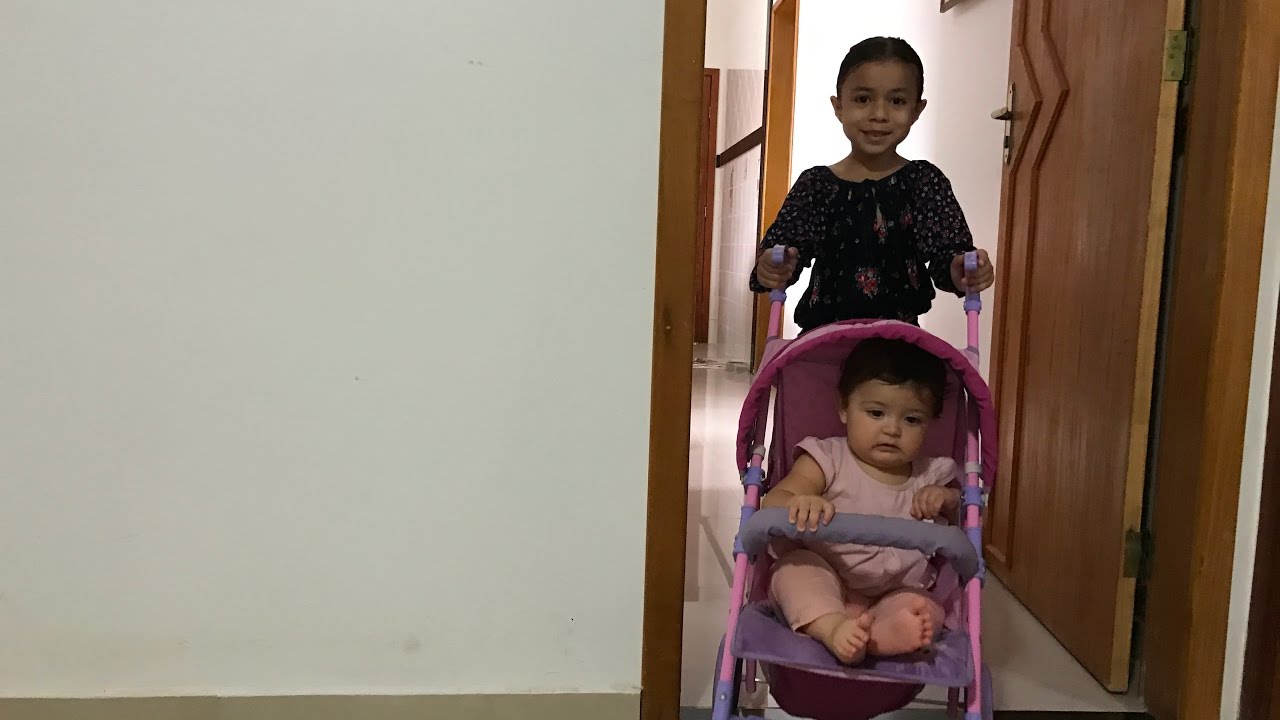 Mamãe e Filhinha - Alice e Sofia - YouTube