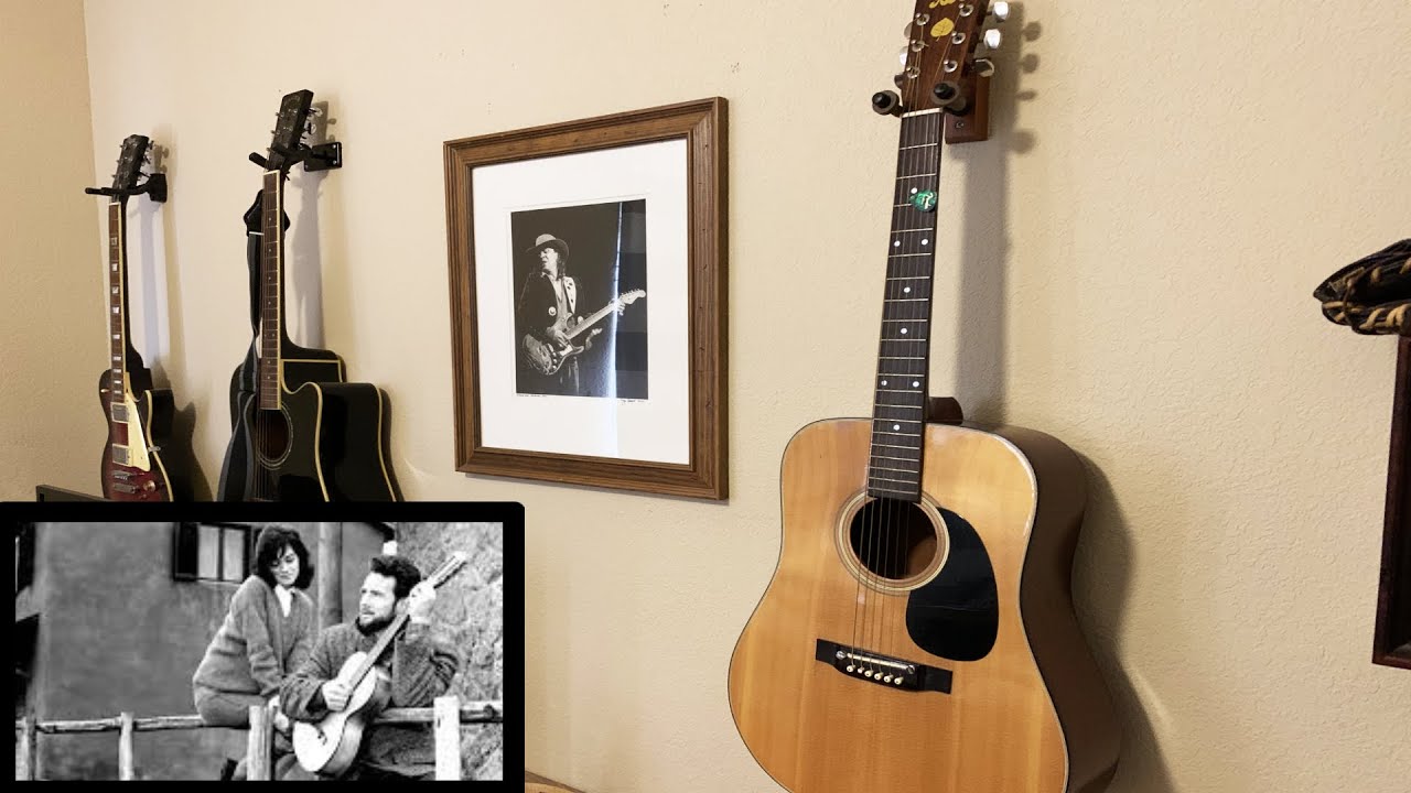 A Close Up Look At Steve Reeves Personal Acoustic Guitar - YouTube