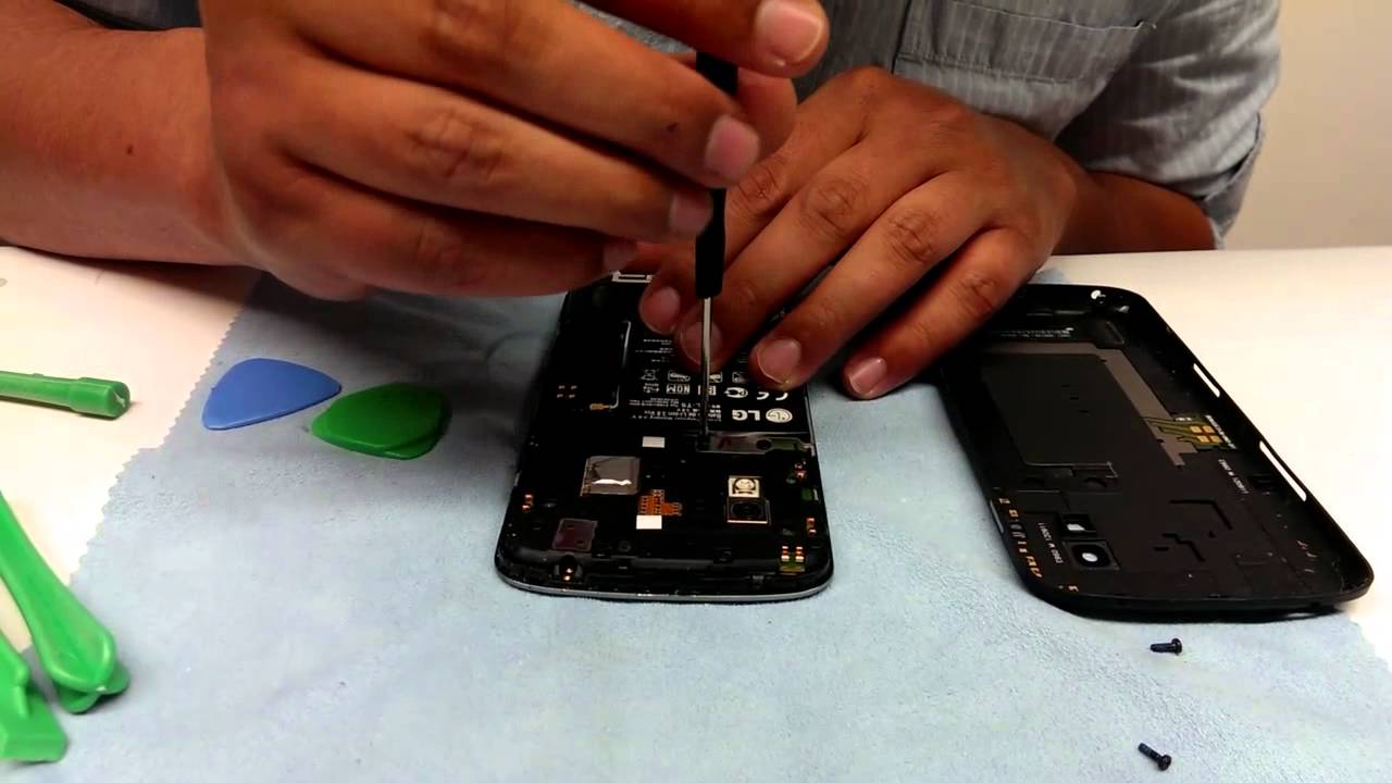 Nexus 4 Cracked Screen Repair - YouTube