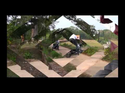 street lordz (SLZ) performance at pandalam-kunnikuzhy... - YouTube