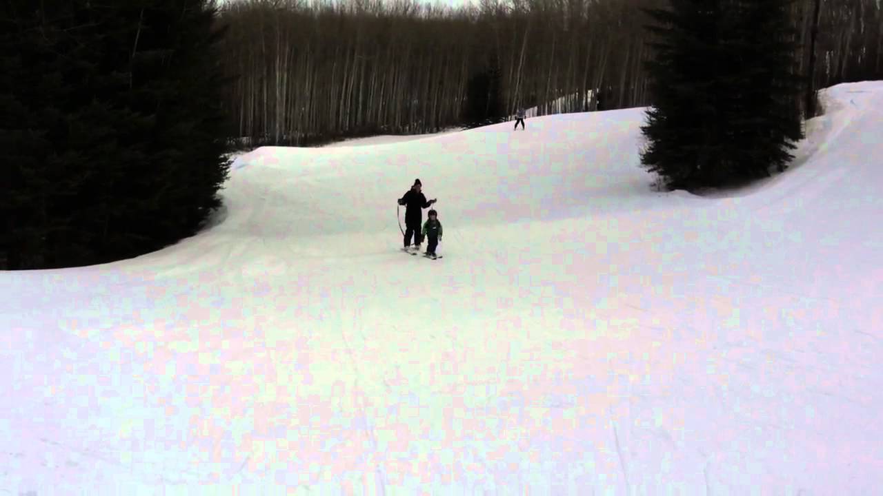 Fox skiing 3.1 - YouTube