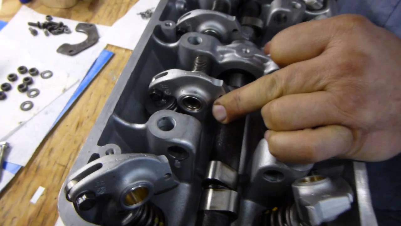 BMW 2002 Tii installing rockers and shafts - YouTube