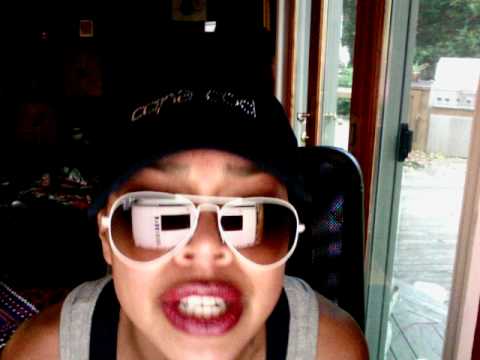 Erika Anderson singing \