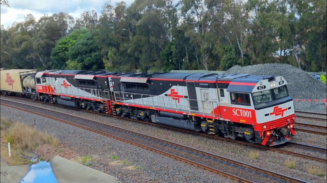 Big Diesel Trains. Maitland. NSW Australia - YouTube