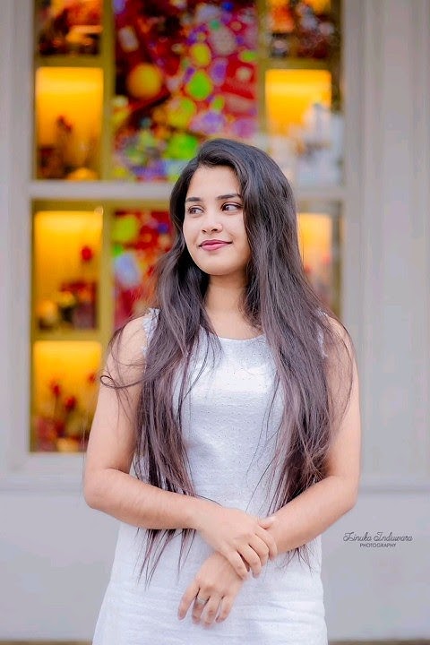 දෙවියෝ මවපු ඉටි රූපයක් වගේ එයා🌺😍කෙල්ලෝ ගොඩක් ලස්සන චාම් උනාම ️ Youtube