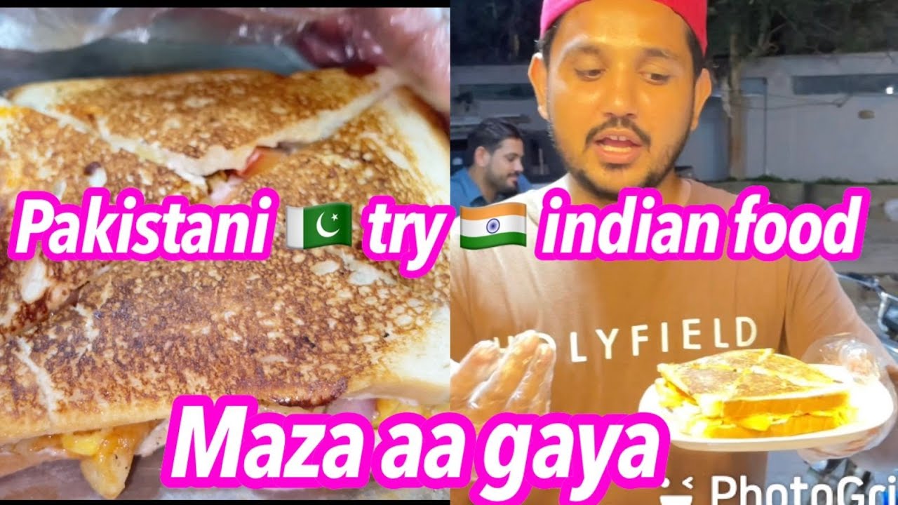 Pakistani 🇵🇰 try indian 🇮🇳 food / mazaa AA gaya .. babar foodies - YouTube