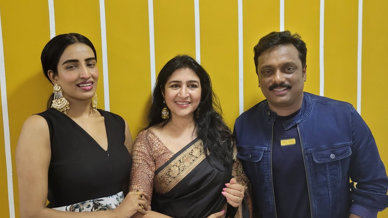 സ്റ്റുഡിയോ ഉദ്ഘാടനം ചെയ്യാൻ നീന കുറുപ്പ് ഒപ്പം ഫാഷൻ മോഡൽ ഗോകിലയും ...