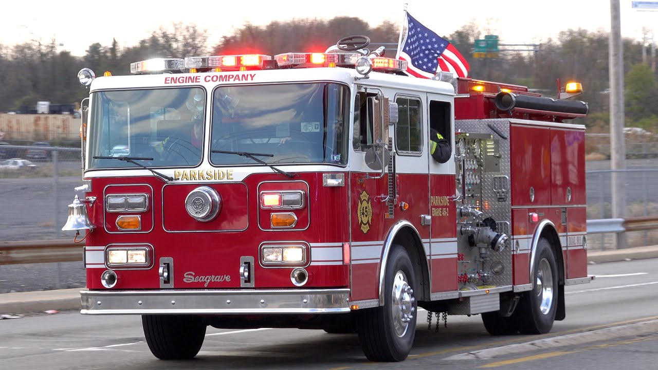 Parkside Fire Company Engine 45-2 Responding - YouTube