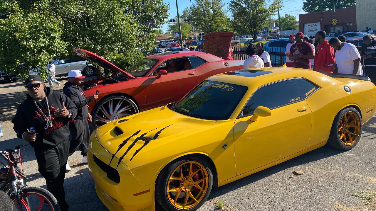 INSANE CAR MEET HOSTED BY STUNNA REESE 2020 PULL UP AND PARK - YouTube