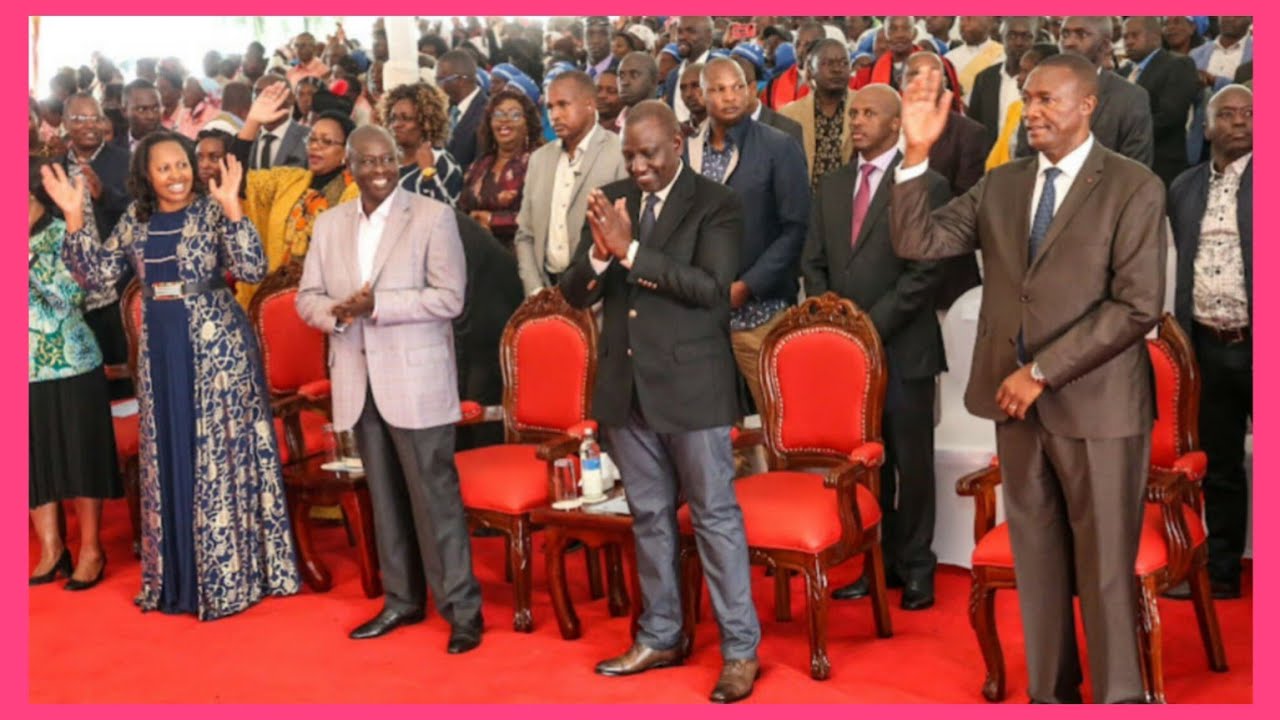 PRESIDENT RUTO KNEELS DOWN FOR PRAYER IN BOMET LIVE CHURCH THANKS ...