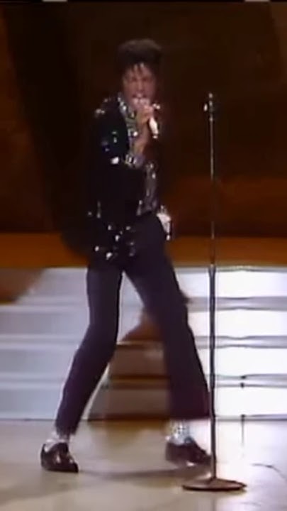 Michael Jackson Aura pt 6 - YouTube