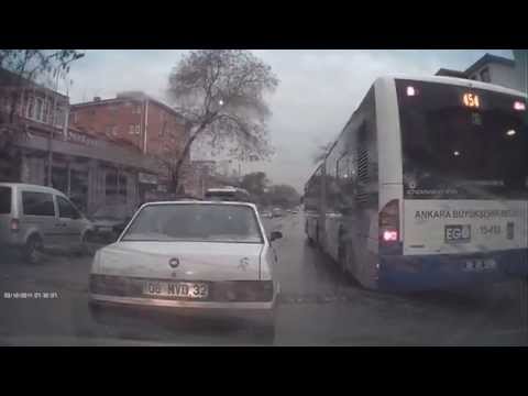 Trafikte Olanlar 10: Sinyal vs vermeden ani durma