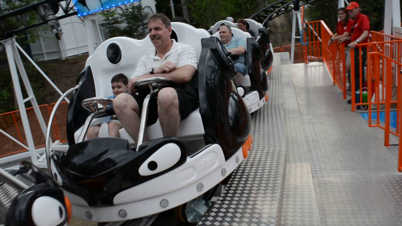 Poogee Penguin's Spin Out - YouTube