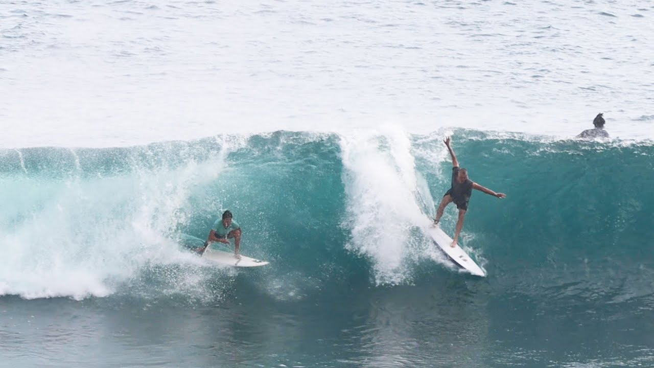 Slash & Burn Other Surfers at Uluwatu - YouTube