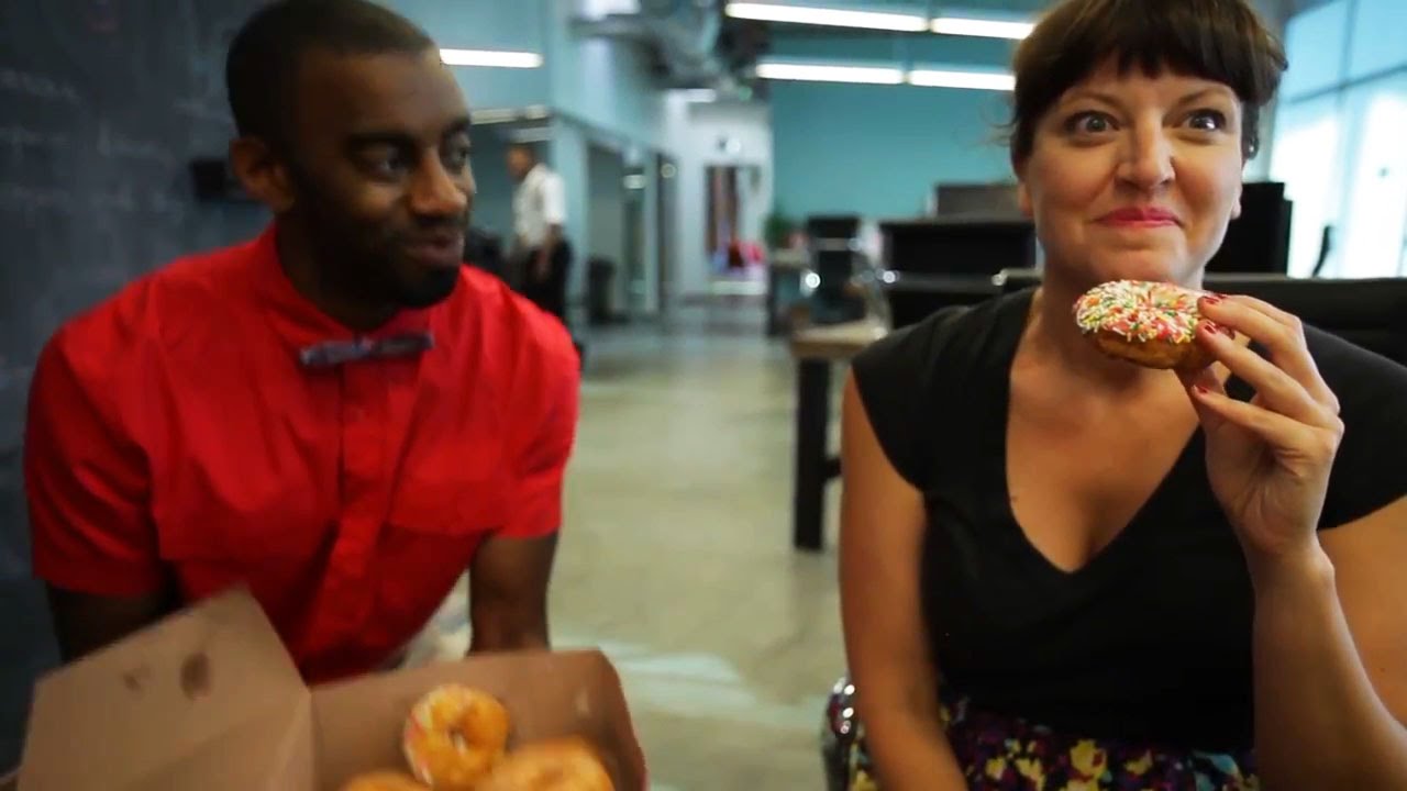 Donut Dance - YouTube