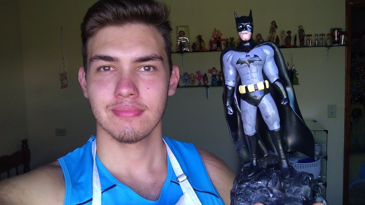 BATMAN PASSO A PASSO- ACTION FIGURE EM BISCUIT - YouTube