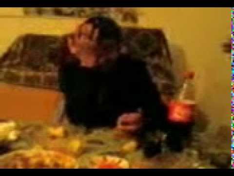 bomba elinde partladi