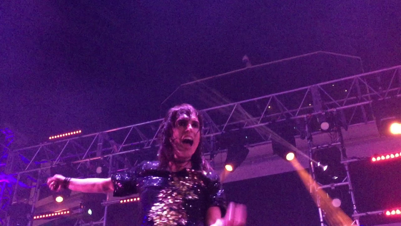 The Struts live on the Kid Rock Cruise "The Ol Switcheroo" - YouTube