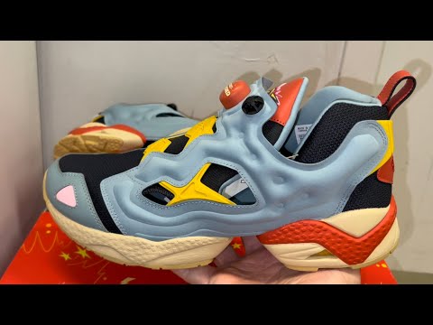 Reebok Instapump Fury 95 Looney Tunes Road Runner Shoes