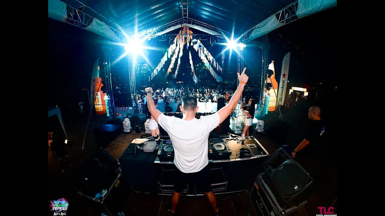IAN CARAM - OCTOBEACHFEST 2023 - YouTube