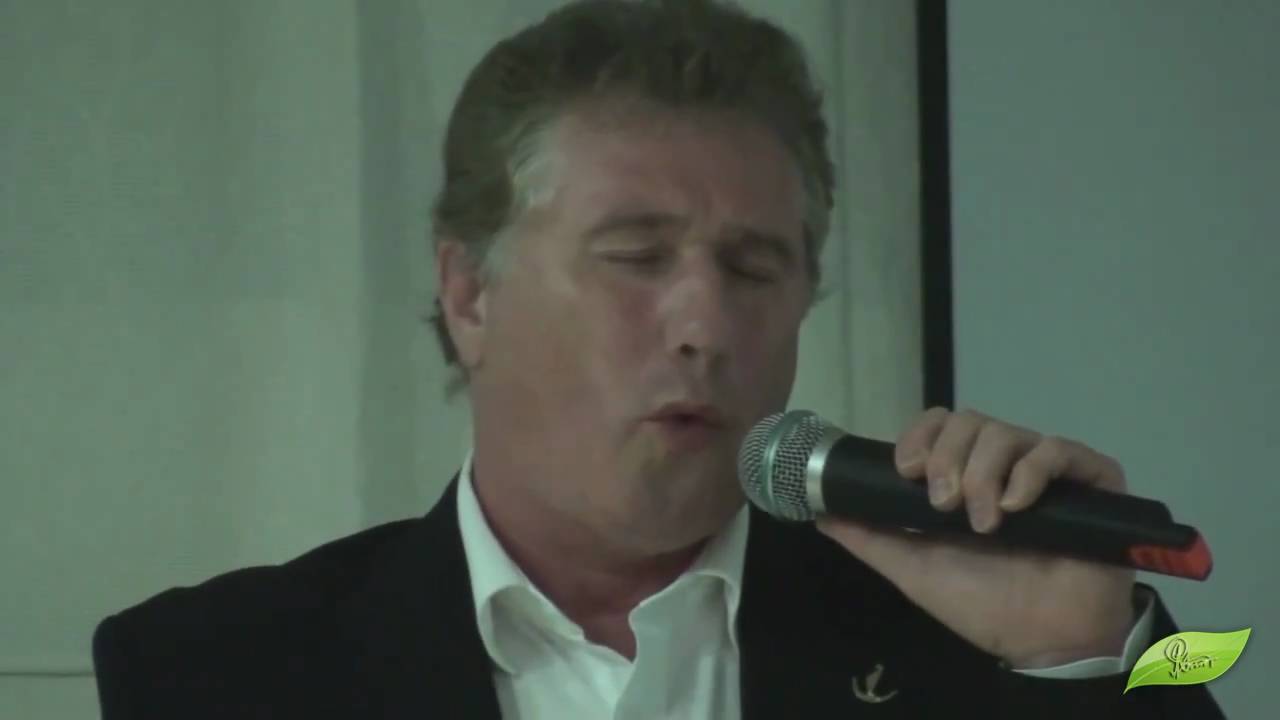 World Champion in Whistling visiting Albir. Spain - YouTube