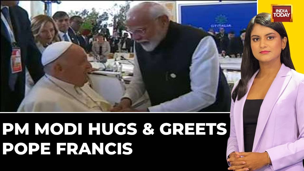 Video: PM Modi Hugs And Greets Pope Francis At G7 Summit In Italy ...