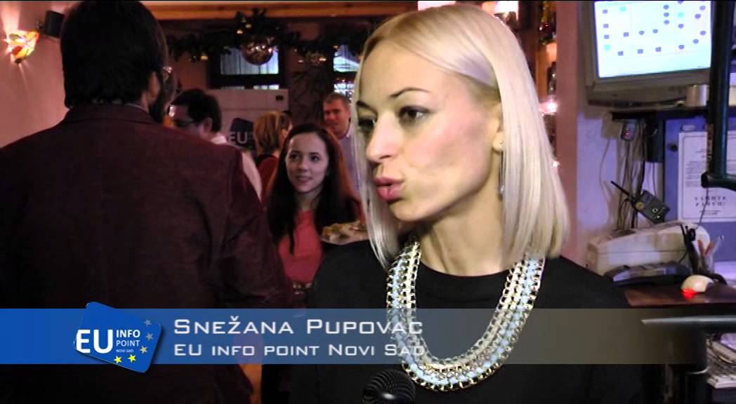 EU info point Novi Sad - Novogodišnji koktel - YouTube